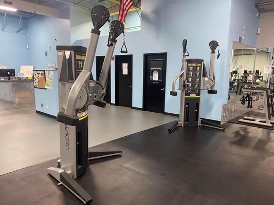 CIRCLE THE SUN FITNESS - Updated July 2025 - 16 Photos - 6198 N ...