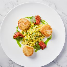 BAYBERRY - Updated December 2025 - 291 Photos & 118 Reviews - 501 Main ...