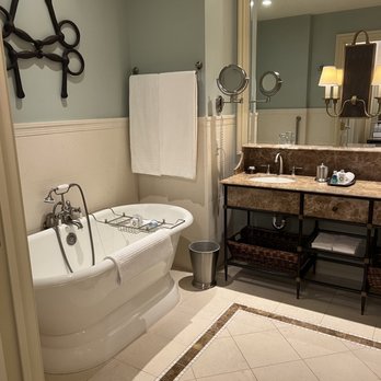 SALAMANDER MIDDLEBURG - Updated December 2024 - 711 Photos & 441 ...