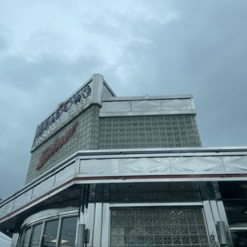 THE MEADOWS DINER - Updated January 2026 - 143 Photos & 213 Reviews ...