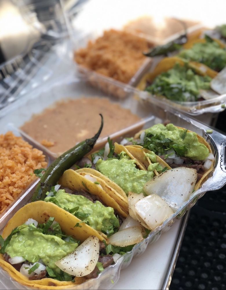 BIRRIERIA Y TAQUERIA EL GYM - 47 Photos - Food Trucks - 10505 Sepulveda ...