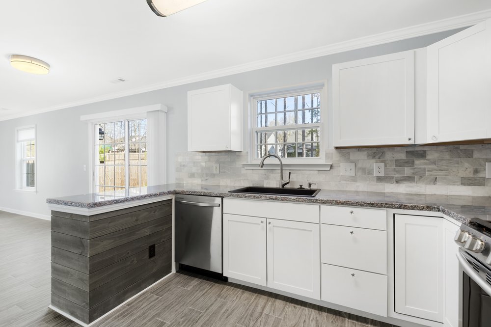 HEATHER MOUNTS - EXP REALTY - Updated December 2024 - 13 Photos - 9121 ...