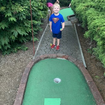 OLDE SAWMILL MINIATURE GOLF - Updated October 2025 - 58 Photos & 25 ...