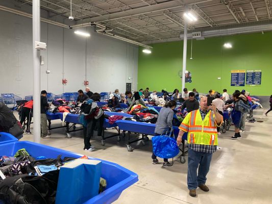 GOODWILL OUTLET - Updated October 2025 - 19 Photos & 42 Reviews - 4355 ...