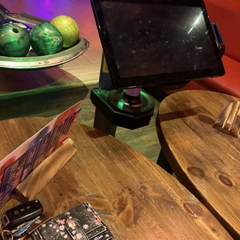 BOWLERO CHRISTOWN - Updated July 2024 - 105 Photos & 113 Reviews - 1919 ...