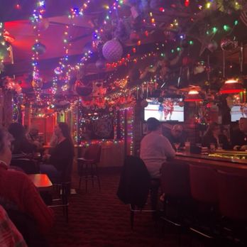 CLEO’S BROWN BEAM TAVERN - Updated January 2026 - 95 Photos & 82 ...