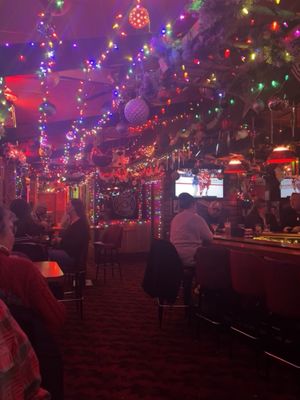 CLEO’S BROWN BEAM TAVERN - Updated November 2024 - 72 Photos & 75 ...