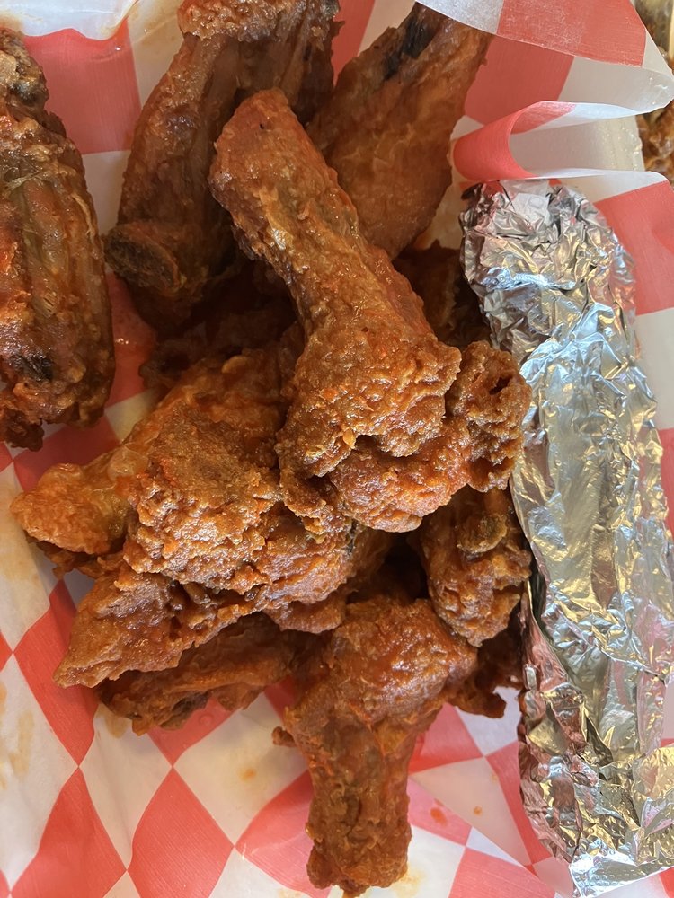 DIORIO’S PIZZA & PUB - Updated July 2024 - 260 Photos & 166 Reviews ...