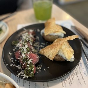 EDELWEISS SAUSAGE CO & DELICATESSEN - 203 Photos & 296 Reviews - 3119 ...