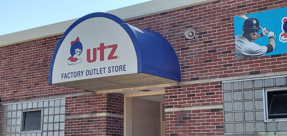UTZ FACTORY OUTLET STORE - 54 Photos & 28 Reviews - 861 Carlisle St, Hanover, PA - Yelp