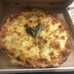 REVOLVER PIZZA - Updated December 2025 - 64 Photos & 65 Reviews - 388 ...