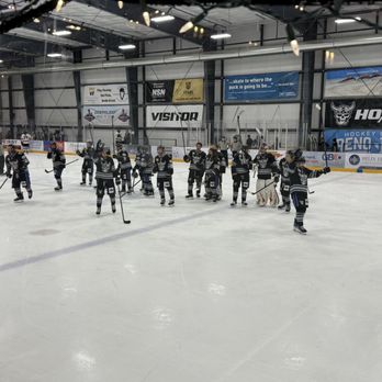 RENO ICE COMMUNITY ICE ARENA - Updated September 2025 - 79 Photos & 33 ...