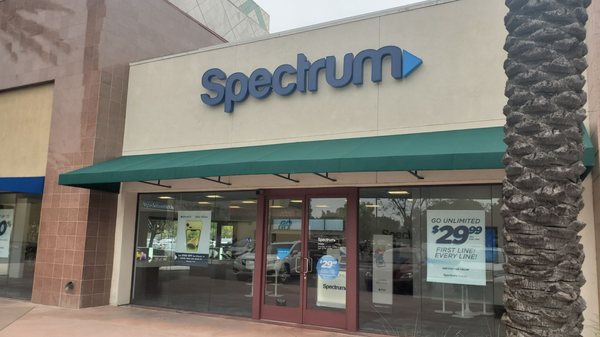 SPECTRUM - Updated October 2025 - 35 Reviews - 12859 Towne Center Dr ...
