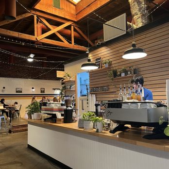 COMPONENT COFFEE LAB - VISALIA - Updated November 2024 - 624 Photos ...