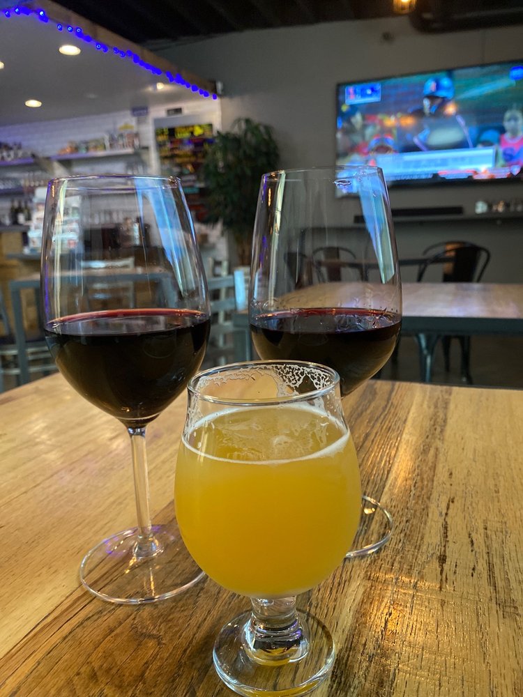 TALON TAP & WINE - Updated August 2025 - 23 Photos & 36 Reviews - 1353 ...