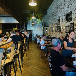 DOUBLE ZERO PIE & PUB - Updated August 2025 - 783 Photos & 281 Reviews ...