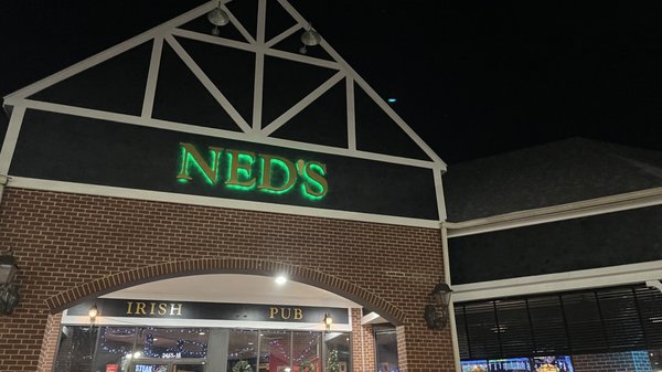 NED DEVINE’S IRISH BAR & RESTAURANT - Updated July 2024 - 181 Photos ...