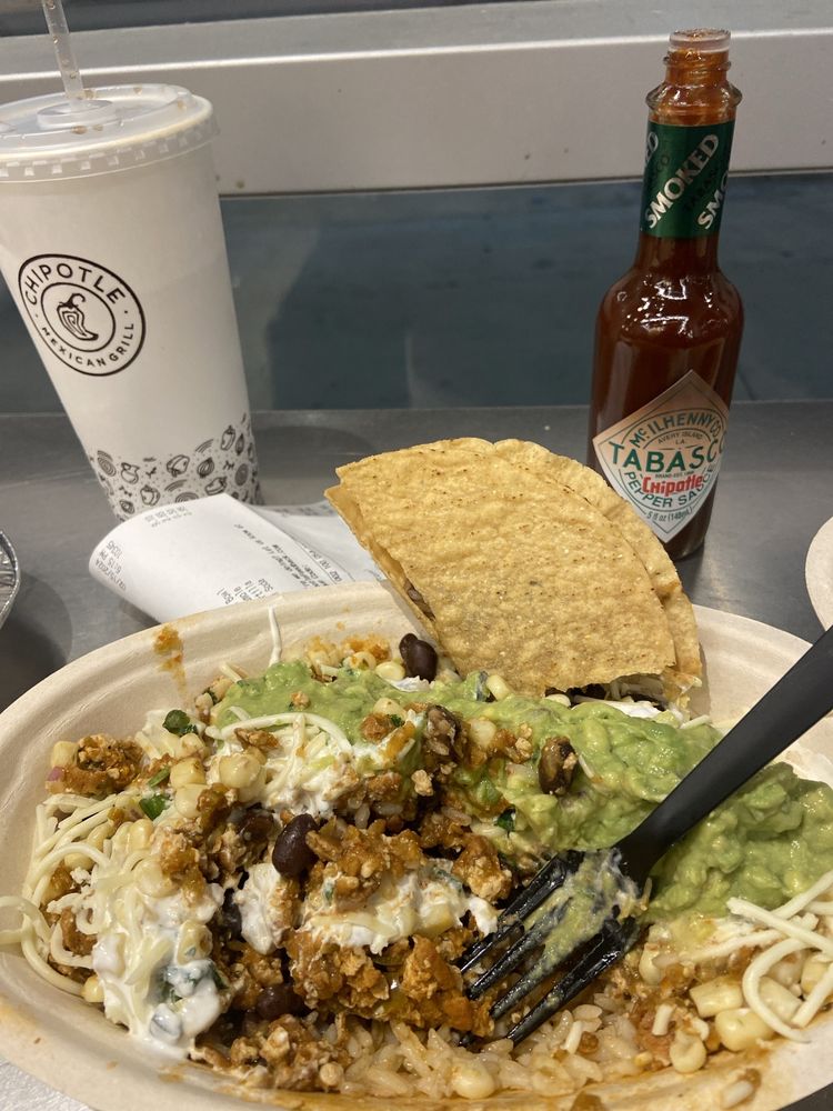 CHIPOTLE MEXICAN GRILL - Updated September 2024 - 15 Photos & 47 ...
