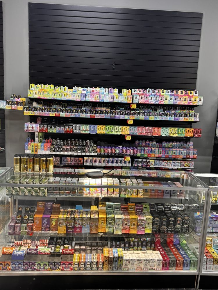 SMOKE N PUFF - Updated October 2025 - 10 Photos - 5078 Solomon's Island ...