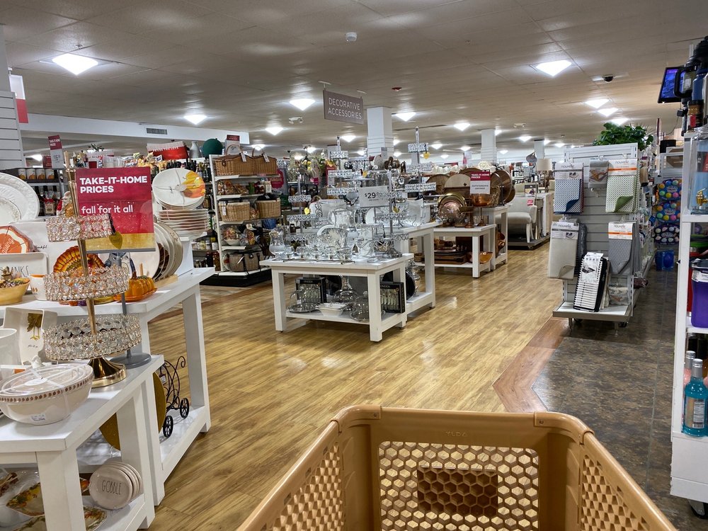 HOMEGOODS - 36 Photos & 16 Reviews - 550 E Lancaster Ave, St. Davids ...