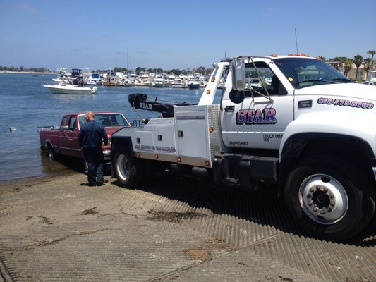 STAR TOWING - Updated August 2024 - 90 Photos & 197 Reviews - 8060 ...