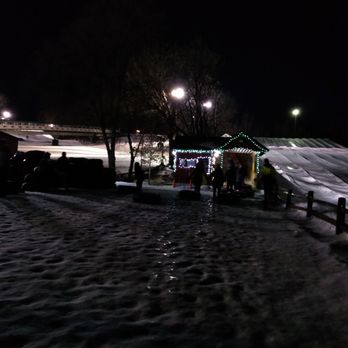 BUCK HILL SKI AND SNOWBOARD AREA - Updated March 2025 - 133 Photos & 64 ...