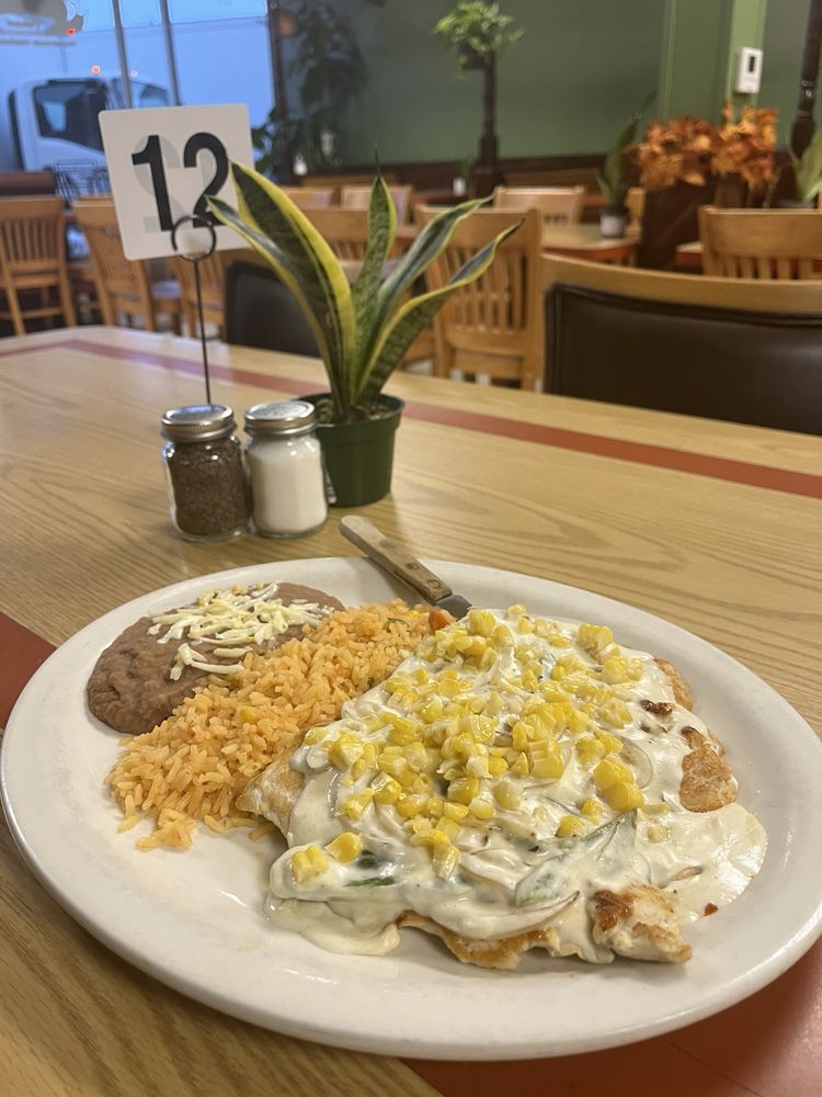 CHELITO’S MEXICAN RESTAURANT - Updated April 2025 - 506 North Lake St ...