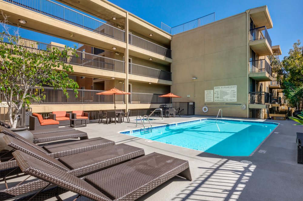 CATALINA GARDENS APARTMENTS - Updated November 2025 - 75 Photos & 60 ...