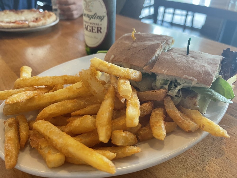 URBAN EATZ - Updated July 2024 - 74 Photos & 154 Reviews - 1811 N ...