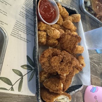 THE HOP STOP - Updated October 2025 - 310 Photos & 276 Reviews - 14055 ...