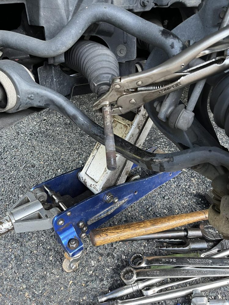 CROWN AUTO REPAIR - Updated January 2025 - 14 Photos - 4727 Ewell Rd ...