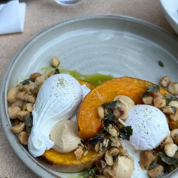 THE TOPIARY CAFE - Updated December 2025 - 40 Photos & 18 Reviews ...