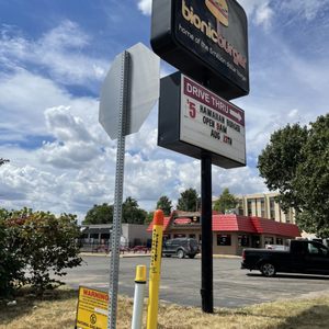 BIONIC BURGER HAMBURGERS - Updated October 2025 - 24 Photos & 59 ...