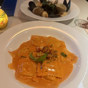 THE SHELL RESTAURANT - Updated April 2025 - 127 Photos & 119 Reviews ...