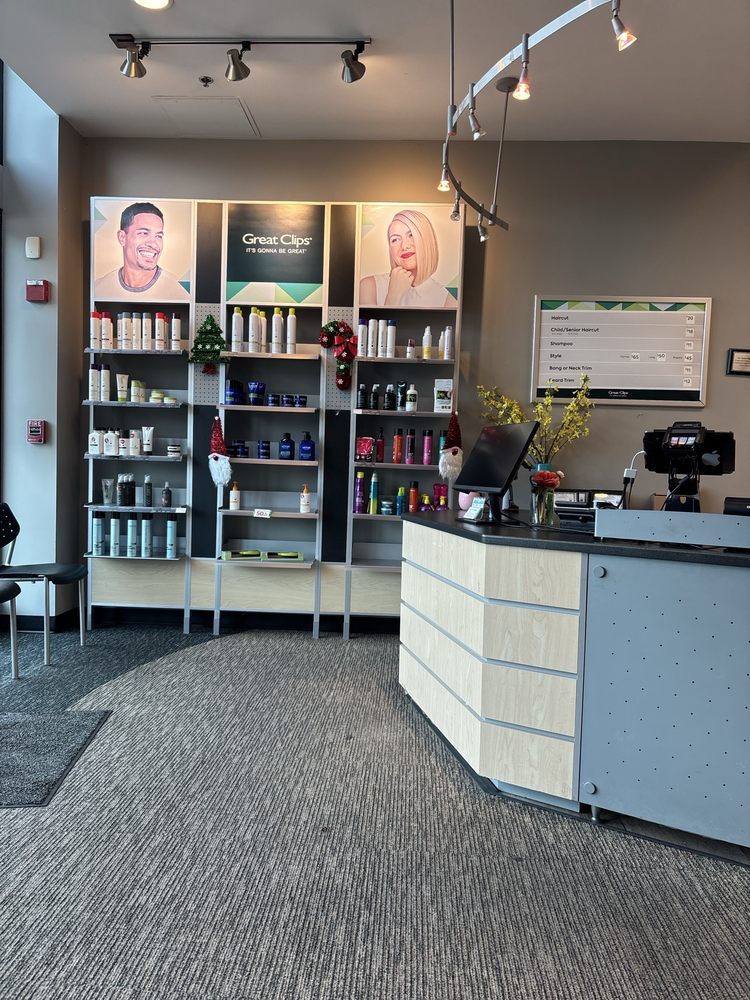 GREAT CLIPS - Updated May 2026 - 46 Reviews - 2432 Main St, Evanston ...