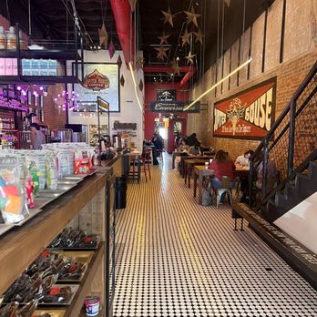 JUPITER HOUSE - Updated July 2025 - 189 Photos & 268 Reviews - 106 N ...