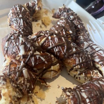 CARMEL BAKERY - Updated July 2024 - 1419 Photos & 1033 Reviews - Ocean ...