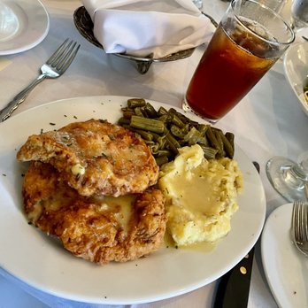 TOUSEY HOUSE TAVERN - Updated August 2024 - 273 Photos & 313 Reviews ...