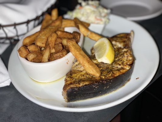 BLACK DOG BAR & GRILLE - Updated August 2024 - 200 Photos & 261 Reviews ...