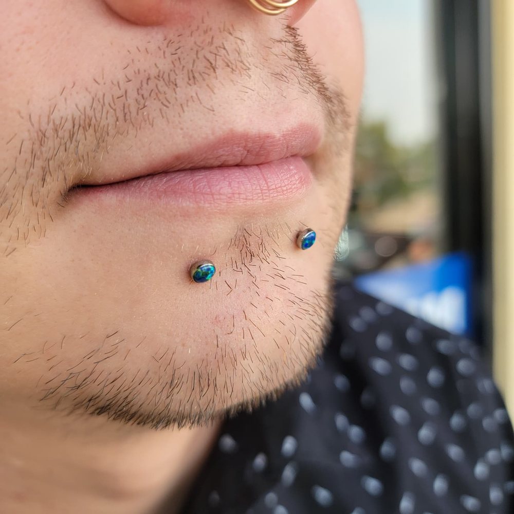 GOLDEN MOON PIERCINGS - 26 Photos & 18 Reviews - 1736 N Moorpark Rd ...