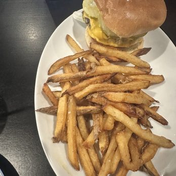 RIVER FALLS RESTAURANT - Updated December 2025 - 110 Photos & 392 ...