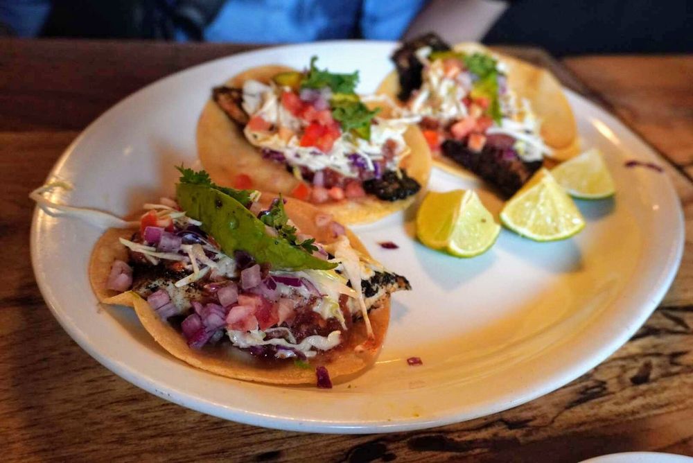 DOWN ON GRAYSON - 1153 Photos & 859 Reviews - American (New) - 303 E ...