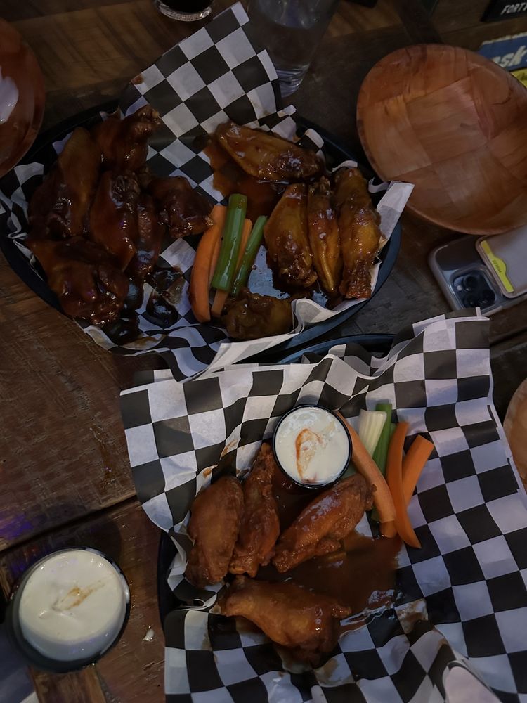 SCRUFFY DUFFY’S - Updated January 2026 - 69 Photos & 66 Reviews - 639 ...