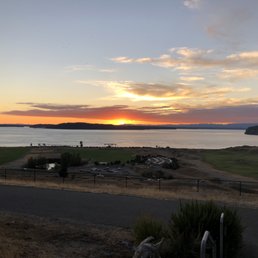CHAMBERS BAY GRILL - Updated August 2024 - 131 Photos & 165 Reviews ...