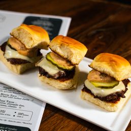 HANDCRAFT KITCHEN & COCKTAILS - Updated December 2025 - 736 Photos ...