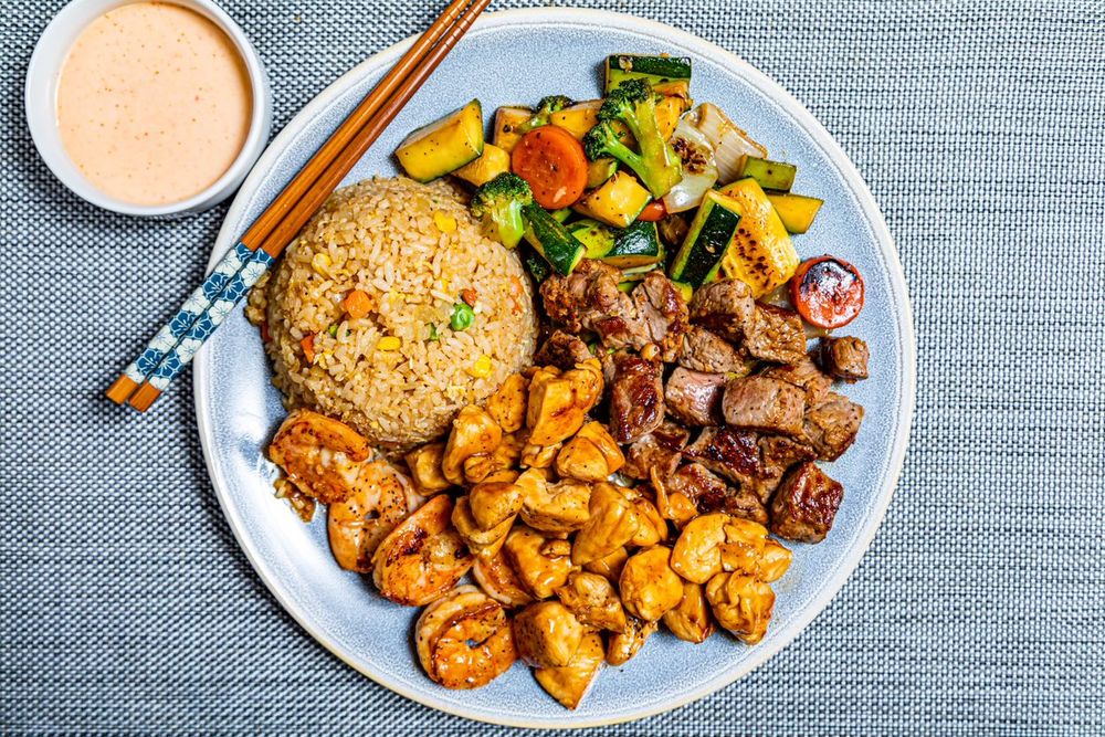 TOMI JAPAN STEAKHOUSE - 24 Photos - 2145 Mentor Ave, Painesville, Ohio ...