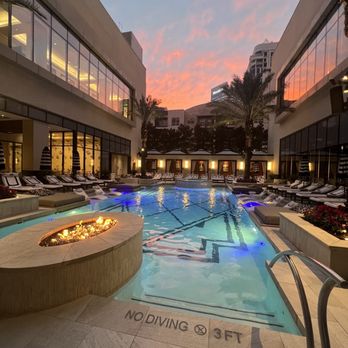 BLOOM & BEE - Updated January 2025 - 1595 Photos & 505 Reviews - 1600 ...