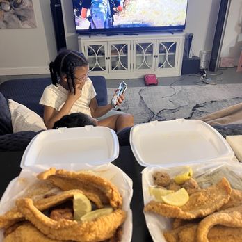 CAPTAIN LA FISH CHICKEN AND MORE - Updated August 2025 - 34 Photos & 27 ...