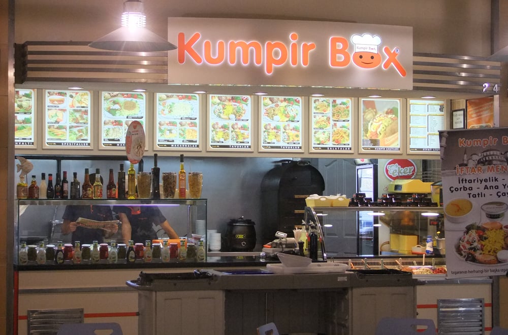 KUMPIR BOX - METROCITY - Metrocity AVM, İstanbul, Turkey - Burgers - Restaurant Reviews - Phone ...