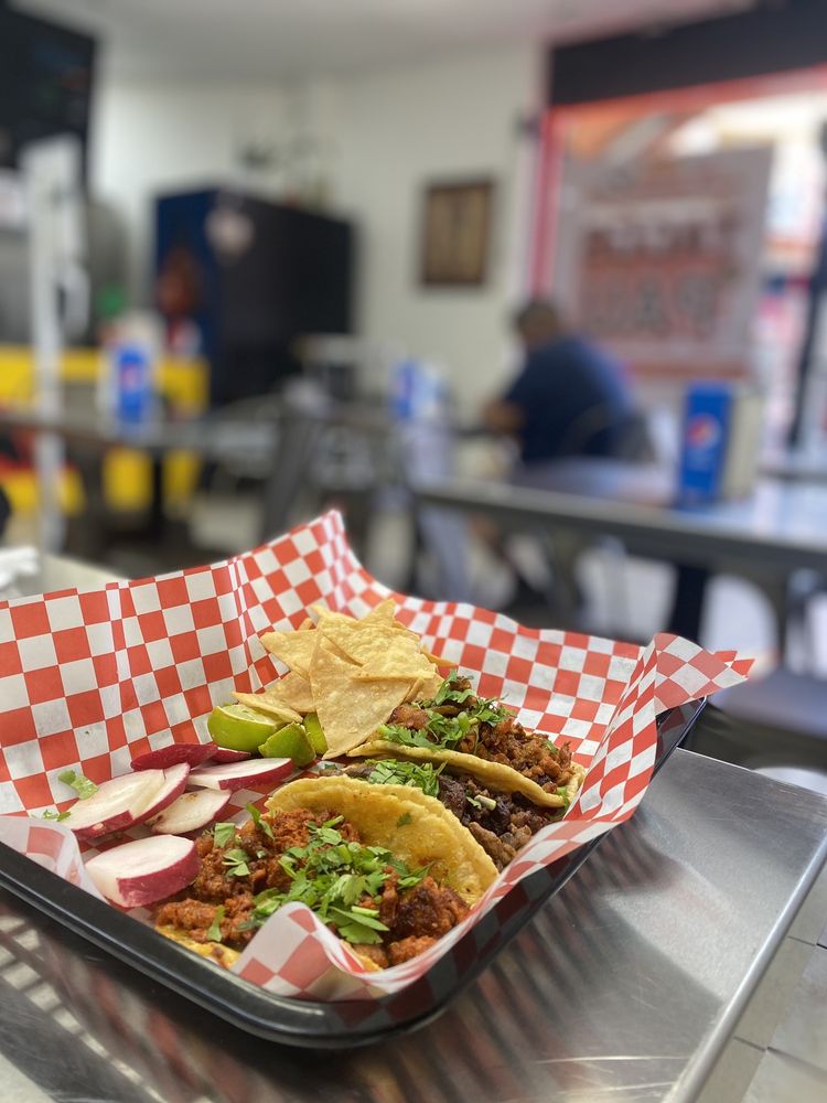 TACOS EL PAU - 18 Photos & 13 Reviews - 6001 S Vermont Ave, Los Angeles ...